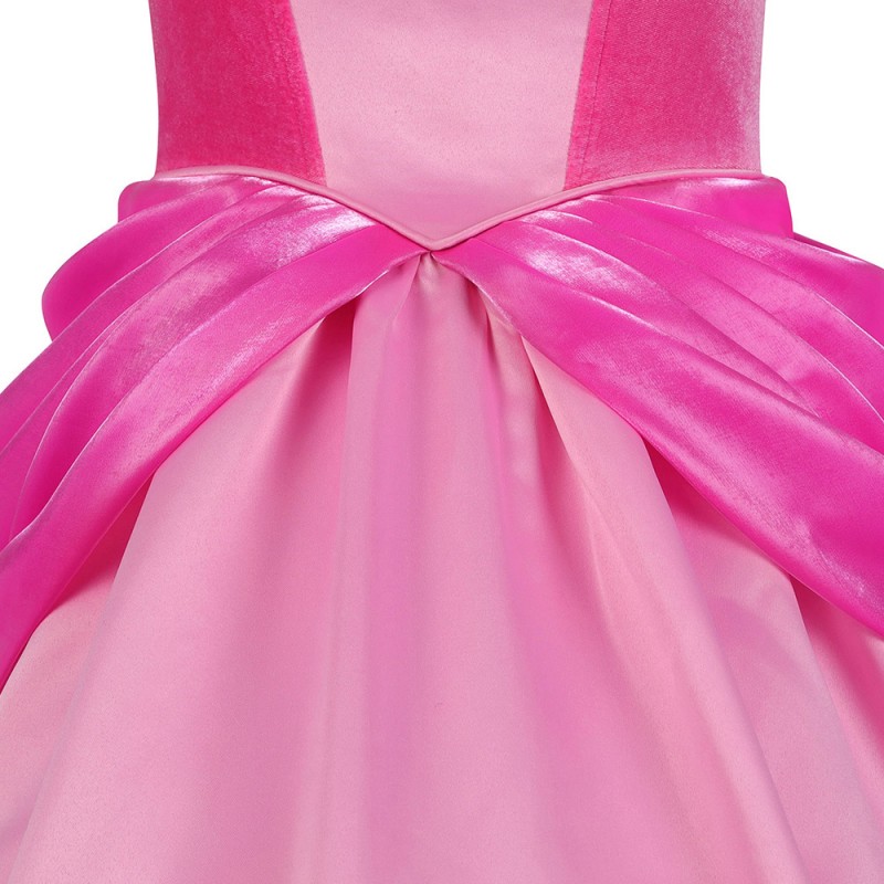 Fat Princess Peach Cosplay
